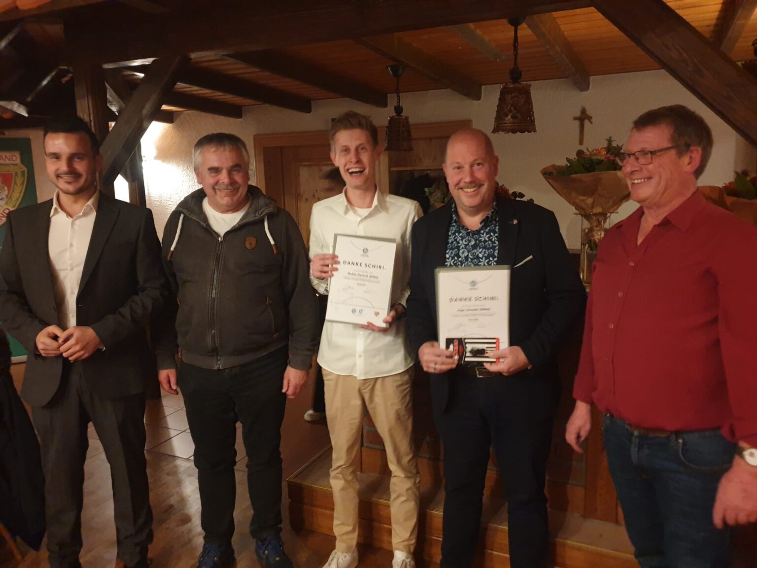 „Danke Schiri“-Aktion 2023 – Ingo Zwank und Robin Parsch sind die ...